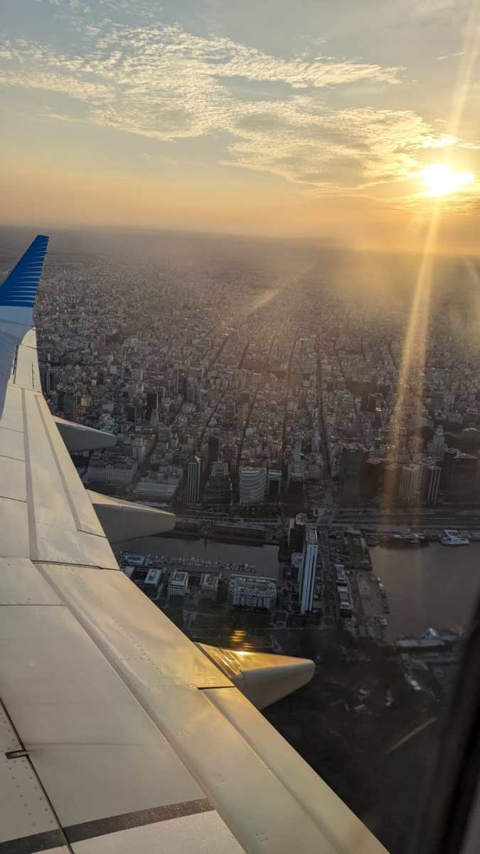 Cómo pagar pasajes aéreos al exterior en cuotas desde Argentina – Amar ...